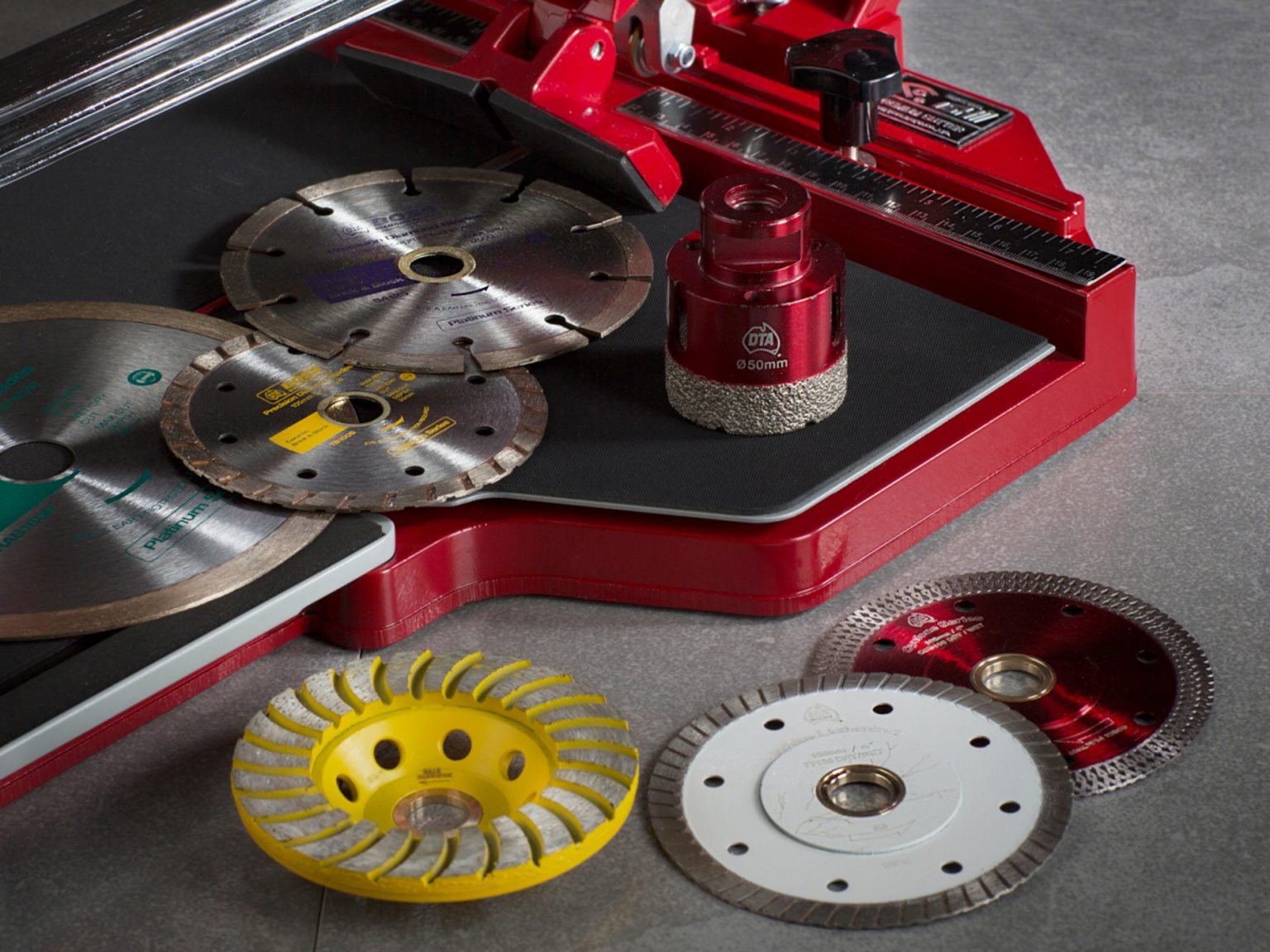 Tiling Tools, Construction & Flooring Tools - ARDEX Group